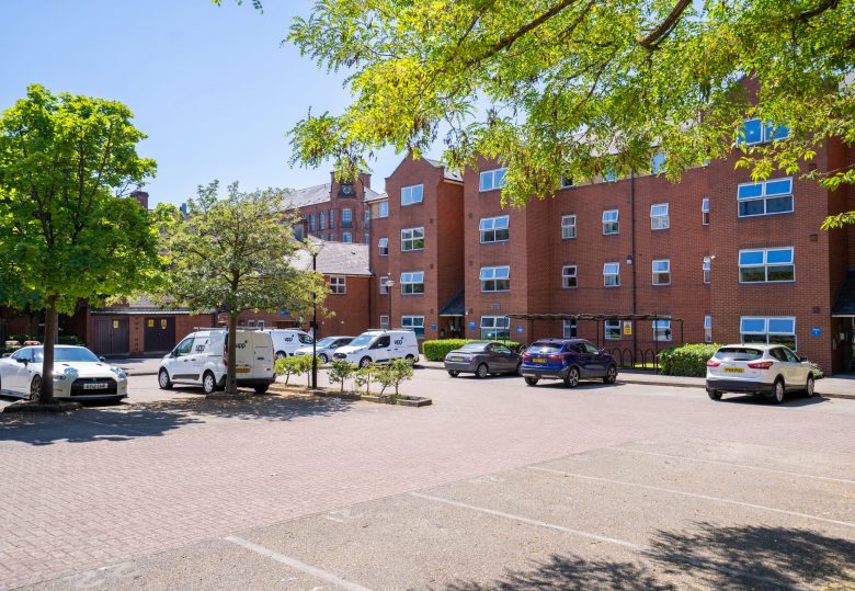 Norton Court Student Accommodation Nottingham. Mystudenthalls.com
